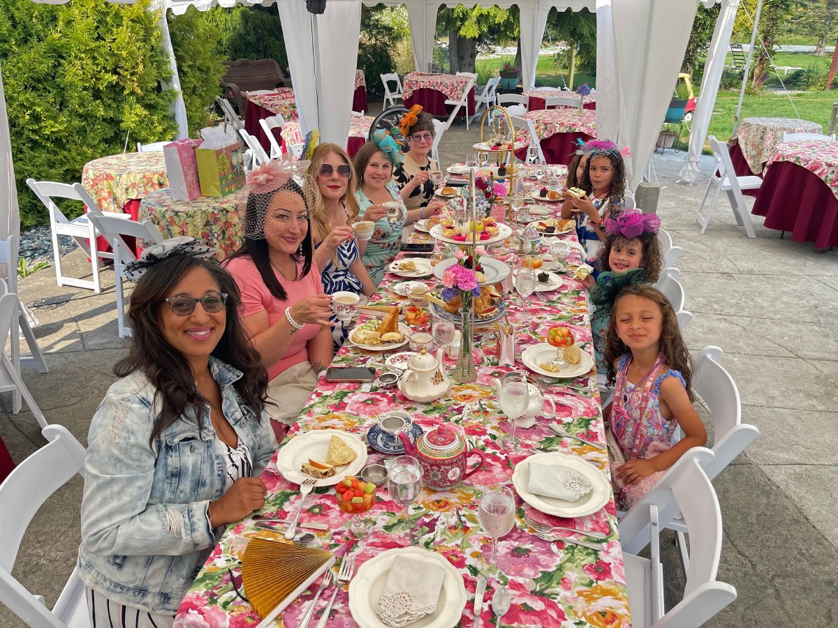 Willowbrook Manor English Tea House and Farm Stay
